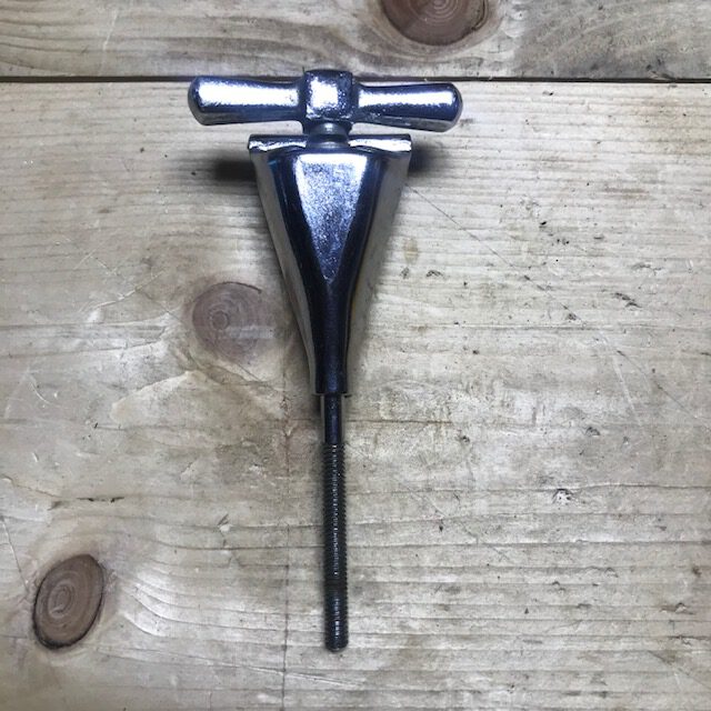 Vintage spanschroef met klauw » VintageDrumlights